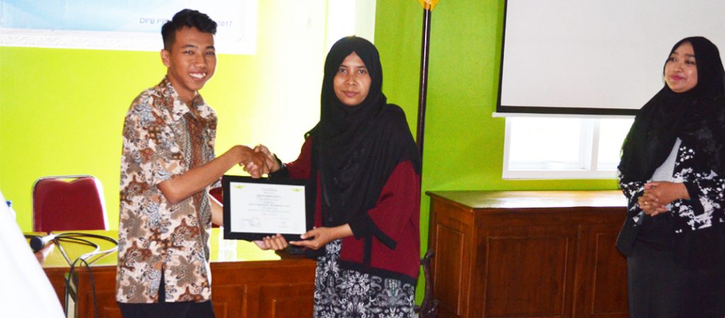 Exca: Lahan Sempit Labanya Besar - Kabar Desa